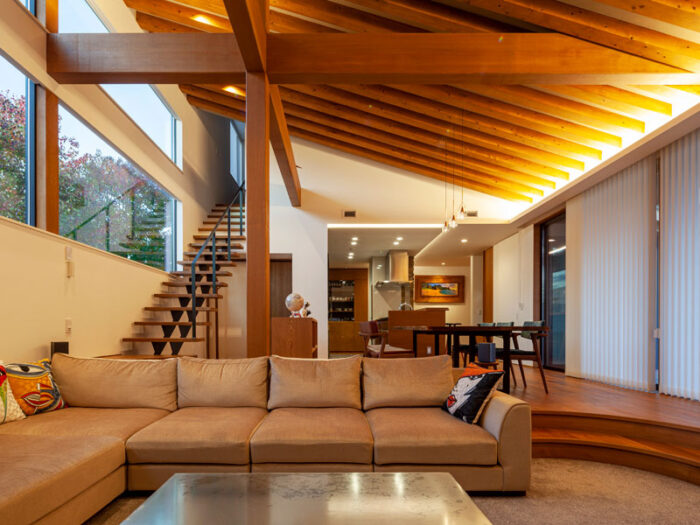 コートハウスとは？メリットや設計ポイント、間取り別の施工事例8選 | 平成ライフスタイル